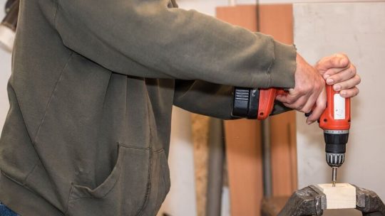 How To Use A Drill Press Step By Step? - 10 Easy Steps!